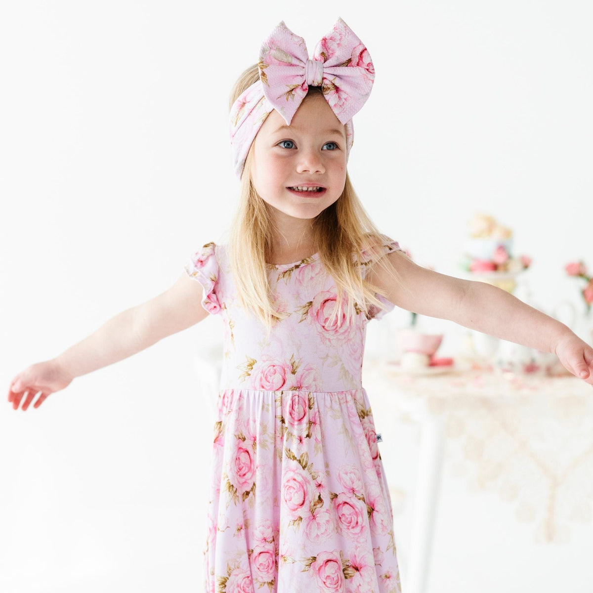 Rosey Moments Biggie Bow