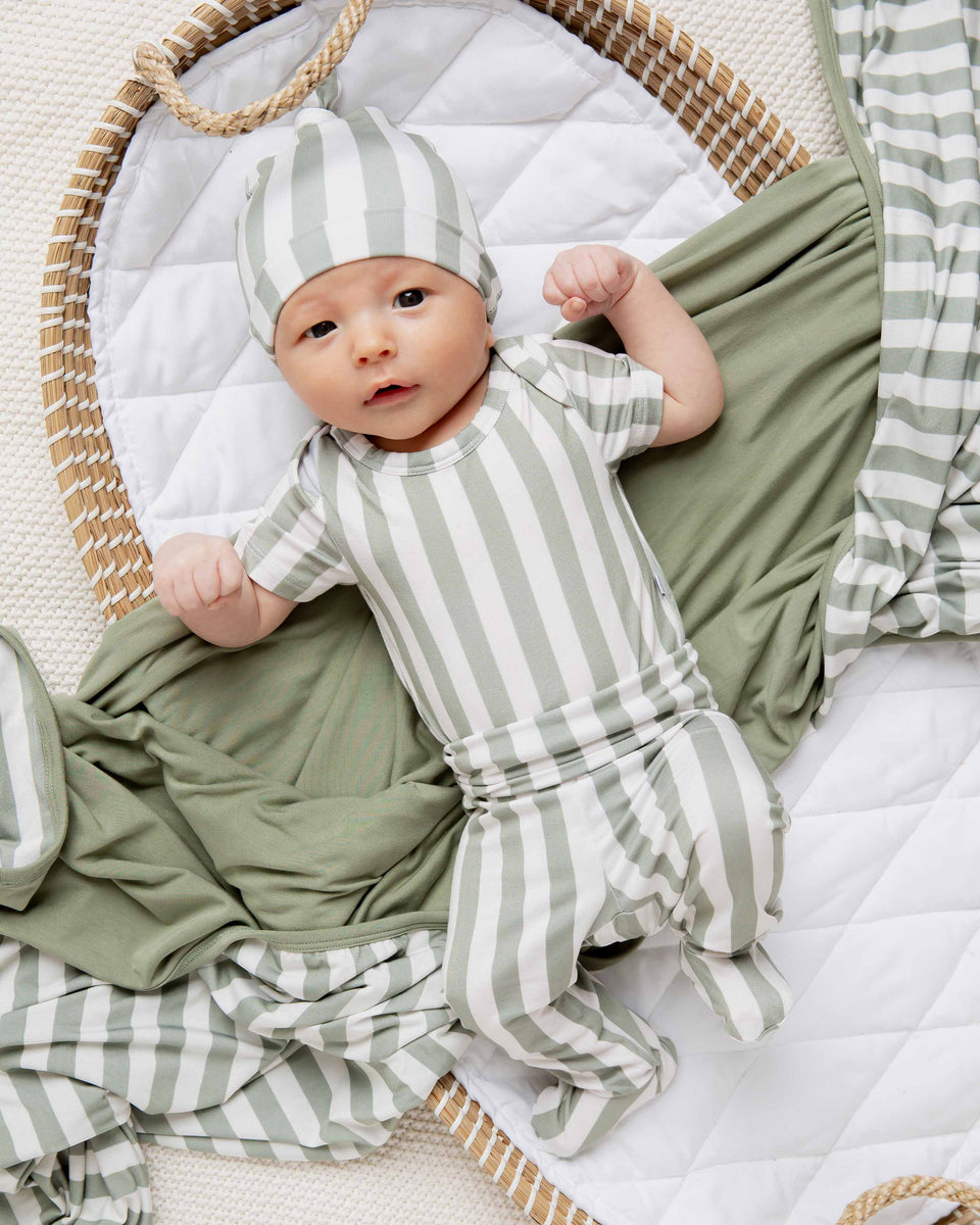 Grow With The Flow Infant Layette Set
