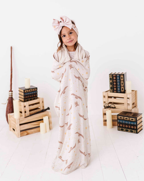 Harry Potter Hedwig's Flight & Hogwarts Night Sky