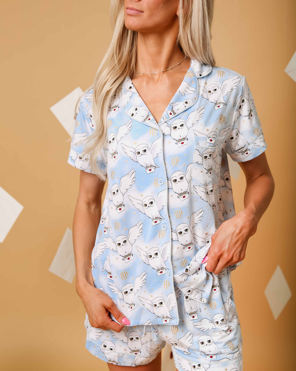 Harry Potter™ Hedwig's Sky Mail Women's Collar Shirt & Shorts Set