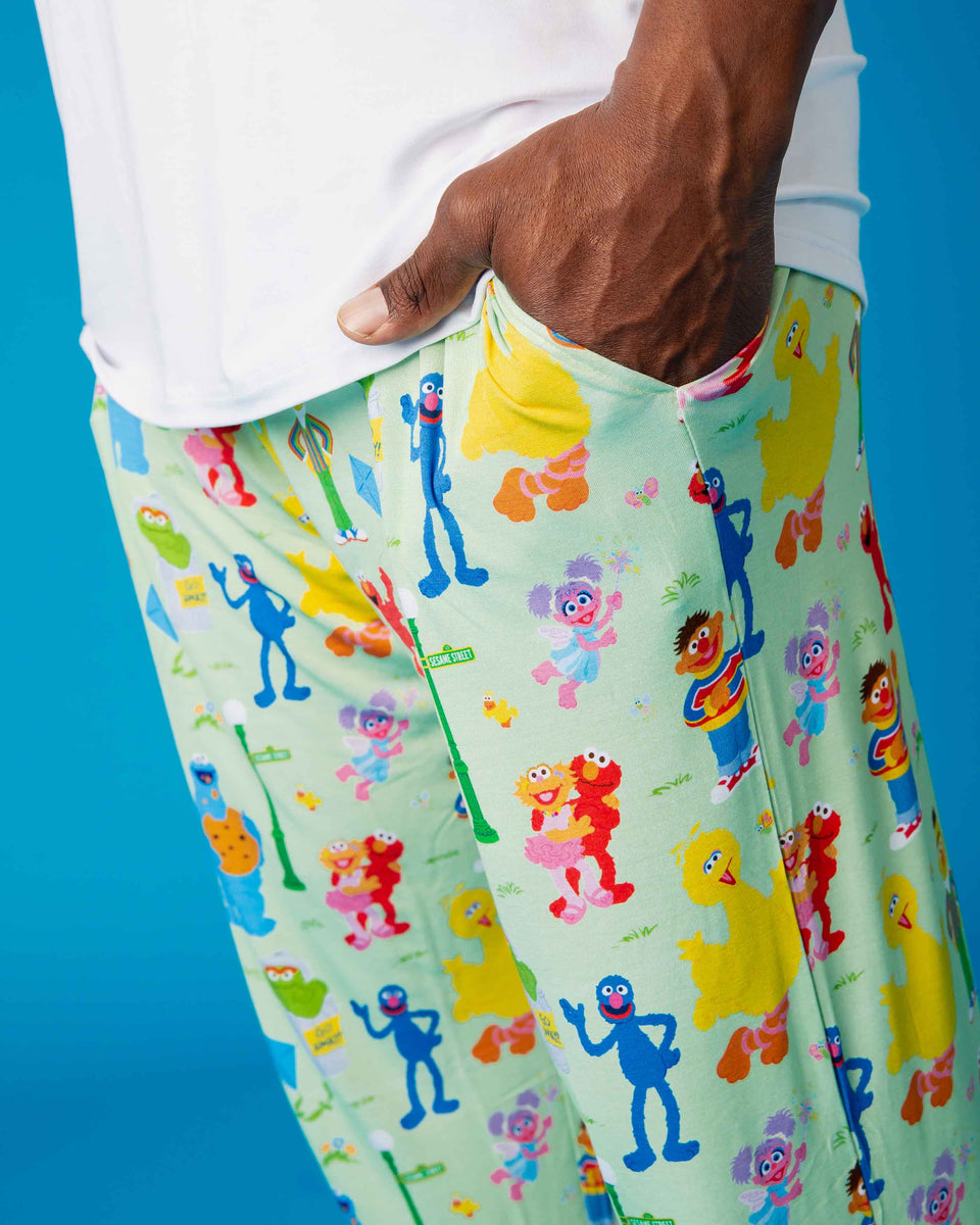 Sesame Street™ Playtime Pals Men's Pajama Pants