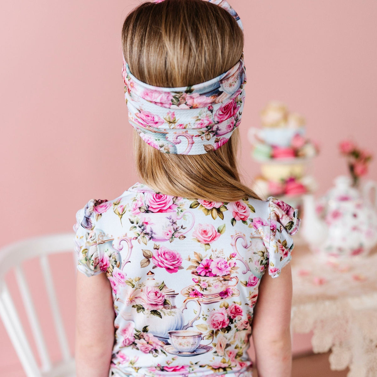 Tea-rific Biggie Bow